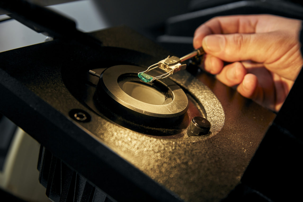 Gemstone testing | Marcus McCallum | Specialist supplier of Precious ...