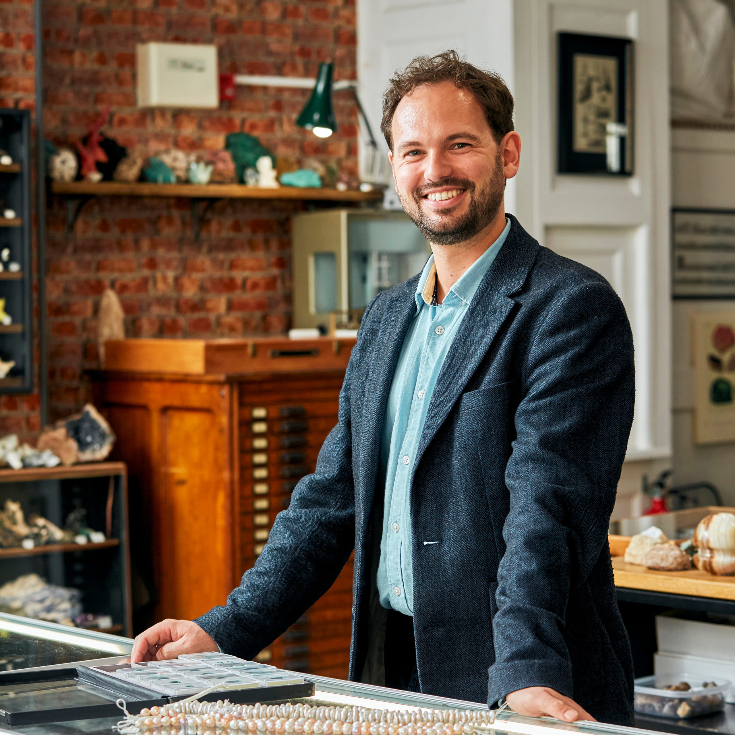 About Us | Marcus McCallum | Specialist supplier of Precious Stones ...